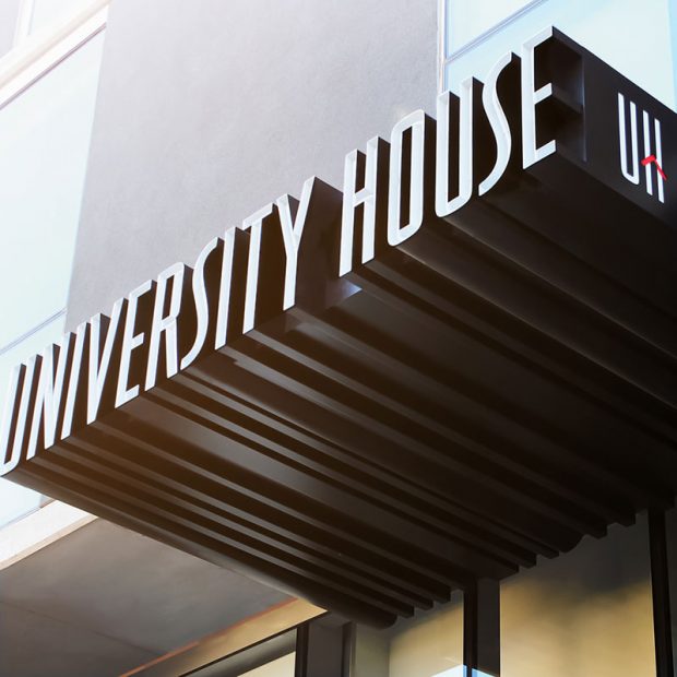 20 Outdoor / Indoor Creative Sign Design Ideas For Inspiration ...