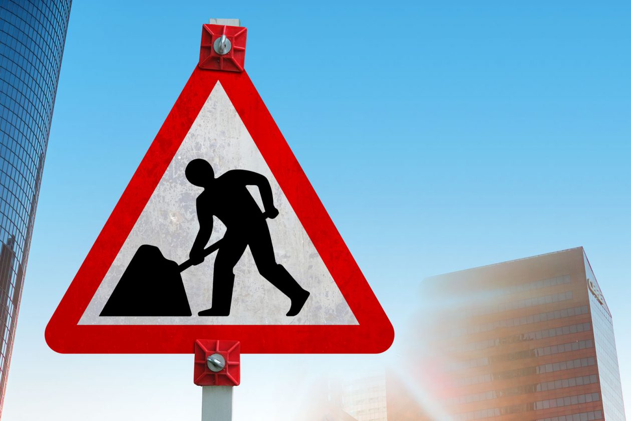 Free Traffic Sign Mockup PSD in 3 Shapes - Designbolts