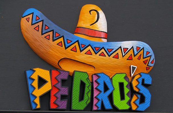 30+ Cool & Creative Outdoor Sign Board Design Ideas - Designbolts