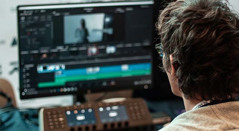 How to Edit Video for Beginners: An Introduction - Designbolts