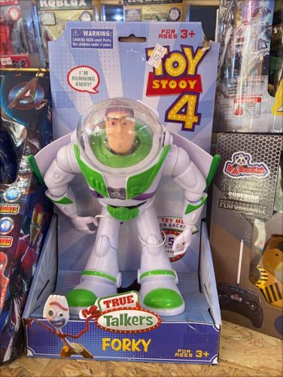 50+ Knock-Off Famous Brands Getting Owned & It's Hilarious - Designbolts