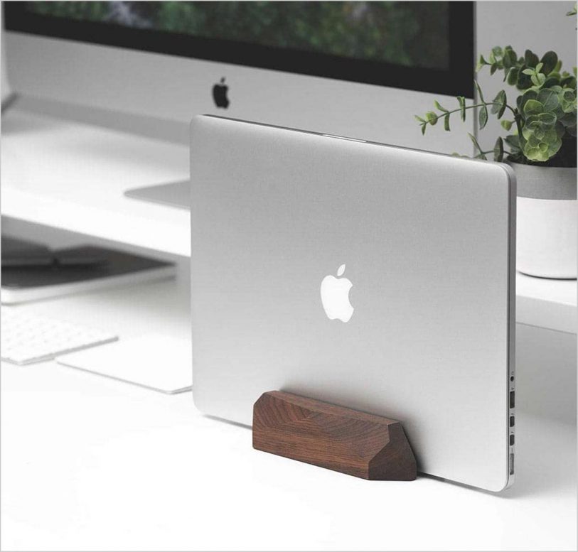 25+ Best Vertical Laptop Stands For Desks 2022 From Amazon - Designbolts