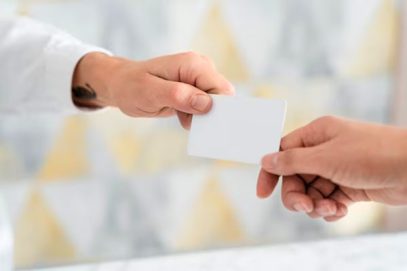 How To Create Business Cards & Use Them as an Effective Marketing Tool ...