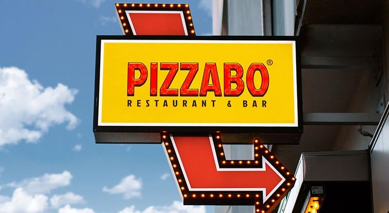 Free Vintage Restaurant Sign Mockup PSD - Designbolts