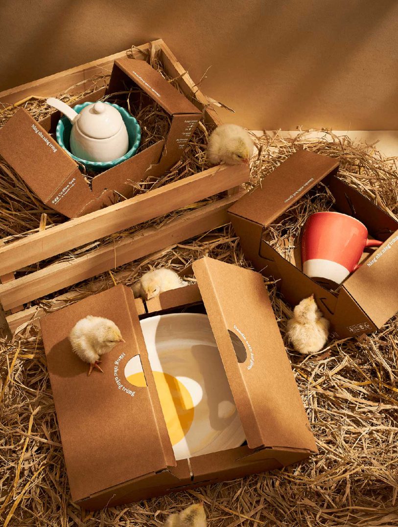 Eggyolk Coffee - Merchandise Packaging Design - Designbolts