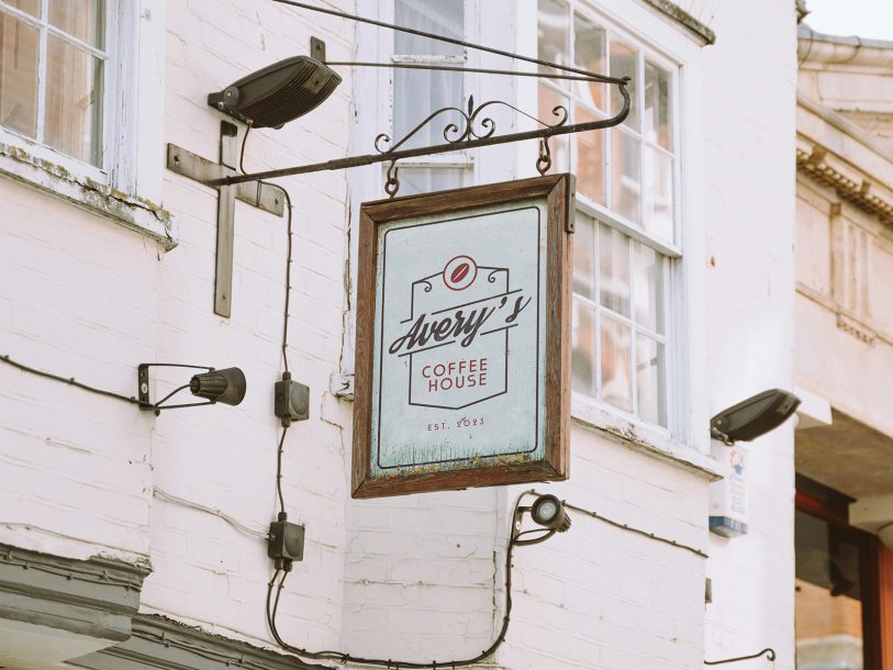 Free Old Signboard Mockup PSD - Designbolts